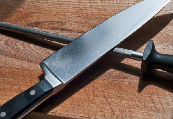 How Often Should You Sharpen Knives Or Hone Them To Maintain Sharp ...